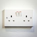 US to Singapore Power Adapter: What Plug Do I Need? (2022)