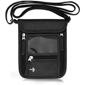 7 Best Neck Wallets (2023 Reviews)