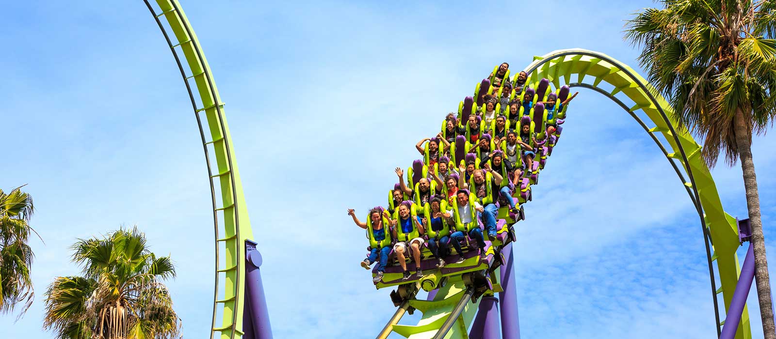 25 Top Six Flags Packing List Items for 2025 + What to Wear & NOT to Bring