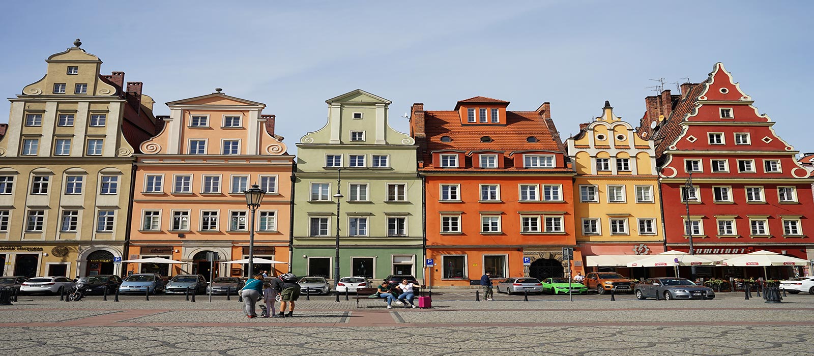 US to Poland Power Adapter: What Plug Do I Need in Poland? (2025)