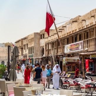 29 Top Qatar Packing List Items for 2025 + What to Wear & NOT to Bring